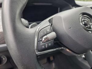 Серый Шкода Kodiaq 2023 в Вильнюс, объемом двигателя 1.97 л и пробегом 141 тыс. км за 21400 €, фото 21 на AUTOMOTO.COM.LV
