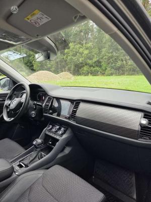 Серый Шкода Kodiaq 2023 в Вильнюс, объемом двигателя 1.97 л и пробегом 141 тыс. км за 21400 €, фото 31 на AUTOMOTO.COM.LV