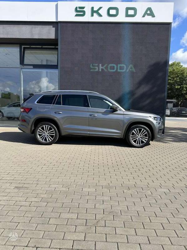 Pelēks Skoda Kodiaq 2023 Klaipėda, ar dzinēja tilpumu 1.97 L un nobraukumu 153 tūkst. km par 29800 €, foto 1 vietnē AUTOMOTO.COM.LV