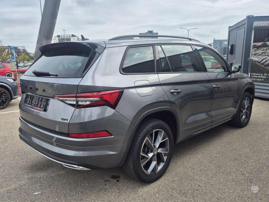 Серый Шкода Kodiaq 2023 в Вильнюс, объемом двигателя 1.97 л и пробегом 156 тыс. км за 27500 €, фото 4 на AUTOMOTO.COM.LV