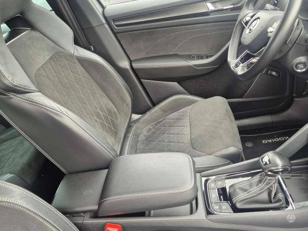 Pelēks Skoda Kodiaq 2023 Viļņa, ar dzinēja tilpumu 1.97 L un nobraukumu 156 tūkst. km par 27500 €, foto 9 vietnē AUTOMOTO.COM.LV