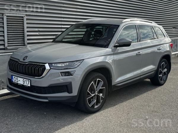Pelēks Skoda Kodiaq 2023 Rīga, ar dzinēja tilpumu 2.00 L un nobraukumu 121 tūkst. km par 26300 €, foto 1 vietnē AUTOMOTO.COM.LV