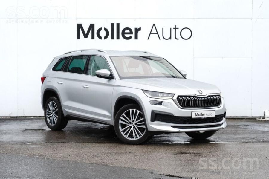 Grey Skoda Kodiaq 2023 in Riga, with an engine capacity of 2.00 L and mileage of 134 thousand km for 30500 €, photo 3 on AUTOMOTO.COM.LV