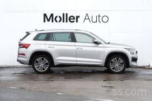 Grey Skoda Kodiaq 2023 in Riga, with an engine capacity of 2.00 L and mileage of 134 thousand km for 30500 €, photo 6 on AUTOMOTO.COM.LV