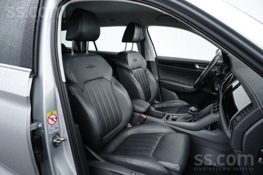 Grey Skoda Kodiaq 2023 in Riga, with an engine capacity of 2.00 L and mileage of 134 thousand km for 30500 €, photo 9 on AUTOMOTO.COM.LV