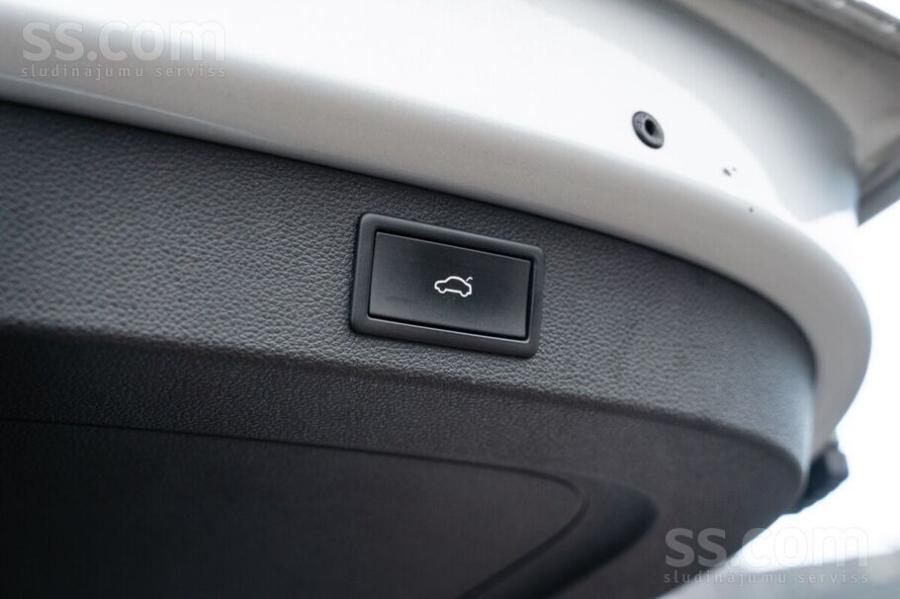 Grey Skoda Kodiaq 2023 in Riga, with an engine capacity of 2.00 L and mileage of 134 thousand km for 30500 €, photo 33 on AUTOMOTO.COM.LV