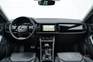 Grey Skoda Kodiaq 2023 in Riga, with an engine capacity of 2.00 L and mileage of 134 thousand km for 30500 €, photo 36 on AUTOMOTO.COM.LV