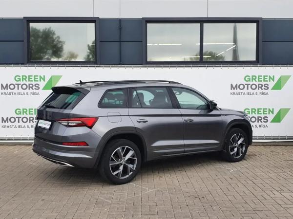 Grey Skoda Kodiaq 2023 in Tukums, with an engine capacity of 2.00 L and mileage of 58 thousand km for 32900 €, photo 5 on AUTOMOTO.COM.LV
