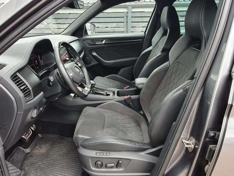 Grey Skoda Kodiaq 2023 in Tukums, with an engine capacity of 2.00 L and mileage of 58 thousand km for 32900 €, photo 9 on AUTOMOTO.COM.LV