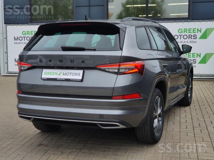 Pelēks Skoda Kodiaq 2023 Rīga, ar dzinēja tilpumu 2.00 L un nobraukumu 58 tūkst. km par 32900 €, foto 35 vietnē AUTOMOTO.COM.LV