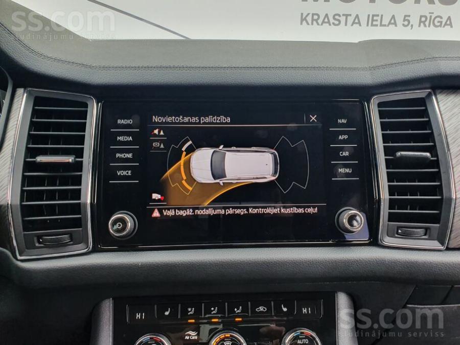 Pelēks Skoda Kodiaq 2023 Rīga, ar dzinēja tilpumu 2.00 L un nobraukumu 80 tūkst. km par 30900 €, foto 27 vietnē AUTOMOTO.COM.LV