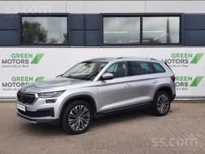 Grey Skoda Kodiaq 2023 in Riga, with an engine capacity of 2.00 L and mileage of 80 thousand km for 30900 €, photo 1 on AUTOMOTO.COM.LV