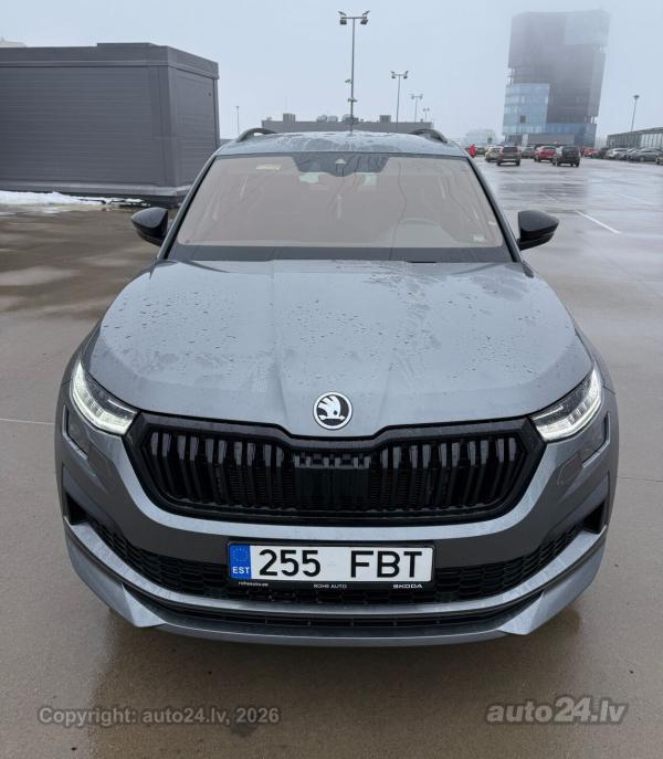 Серый Шкода Kodiaq 2024 в Таллин, объемом двигателя 2.00 л и пробегом 29 тыс. км за 41000 €, фото 3 на AUTOMOTO.COM.LV