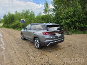 Серый Шкода Kodiaq 2024 в Рига, объемом двигателя 2.00 л и пробегом 36 тыс. км за 40500 €, фото 4 на AUTOMOTO.COM.LV