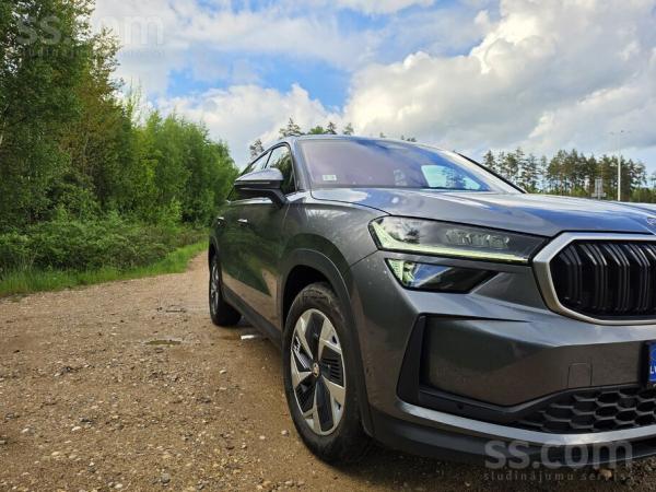 Серый Шкода Kodiaq 2024 в Рига, объемом двигателя 2.00 л и пробегом 36 тыс. км за 40500 €, фото 5 на AUTOMOTO.COM.LV
