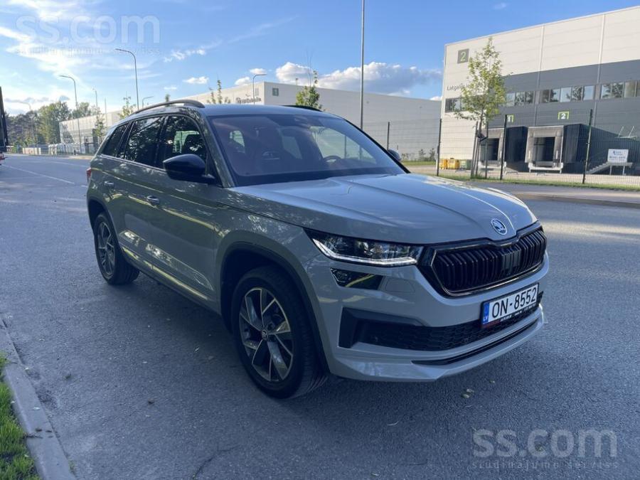 Серый Шкода Kodiaq 2024 в Рига, объемом двигателя 2.00 л и пробегом 23 тыс. км за 34900 €, фото 1 на AUTOMOTO.COM.LV