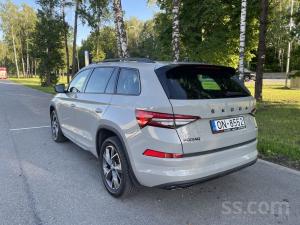 Серый Шкода Kodiaq 2024 в Рига, объемом двигателя 2.00 л и пробегом 23 тыс. км за 34900 €, фото 7 на AUTOMOTO.COM.LV
