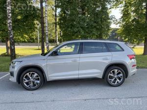 Серый Шкода Kodiaq 2024 в Рига, объемом двигателя 2.00 л и пробегом 23 тыс. км за 34900 €, фото 8 на AUTOMOTO.COM.LV