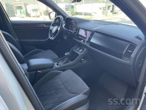 Серый Шкода Kodiaq 2024 в Рига, объемом двигателя 2.00 л и пробегом 23 тыс. км за 34900 €, фото 12 на AUTOMOTO.COM.LV