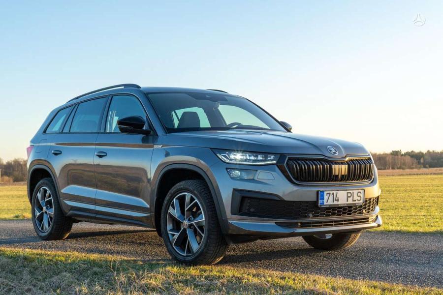 Серый Шкода Kodiaq 2024 в Таллин, объемом двигателя 1.98 л и пробегом 46 тыс. км за 36500 €, фото 1 на AUTOMOTO.COM.LV