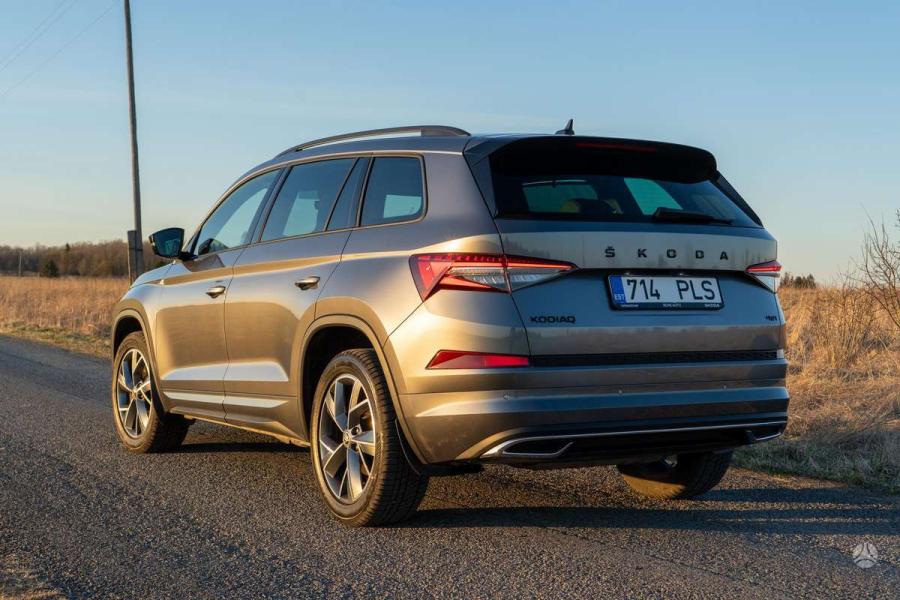 Серый Шкода Kodiaq 2024 в Таллин, объемом двигателя 1.98 л и пробегом 46 тыс. км за 36500 €, фото 5 на AUTOMOTO.COM.LV