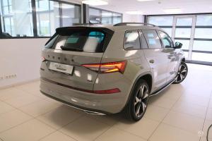 Grey Skoda Kodiaq 2024 in Vilnius, with an engine capacity of 1.98 L and mileage of 53 thousand km for 39400 €, photo 3 on AUTOMOTO.COM.LV