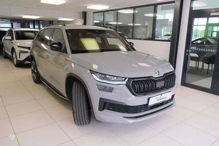 Grey Skoda Kodiaq 2024 in Vilnius, with an engine capacity of 1.98 L and mileage of 53 thousand km for 39400 €, photo 4 on AUTOMOTO.COM.LV