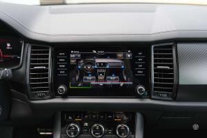 Grey Skoda Kodiaq 2024 in Vilnius, with an engine capacity of 1.98 L and mileage of 53 thousand km for 39400 €, photo 15 on AUTOMOTO.COM.LV