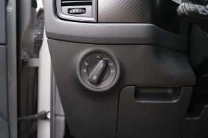Grey Skoda Kodiaq 2024 in Vilnius, with an engine capacity of 1.98 L and mileage of 53 thousand km for 39400 €, photo 26 on AUTOMOTO.COM.LV