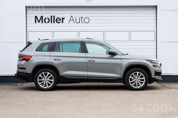 Grey Skoda Kodiaq 2024 in Riga, with an engine capacity of 2.00 L and mileage of 147 thousand km for 28950 €, photo 5 on AUTOMOTO.COM.LV