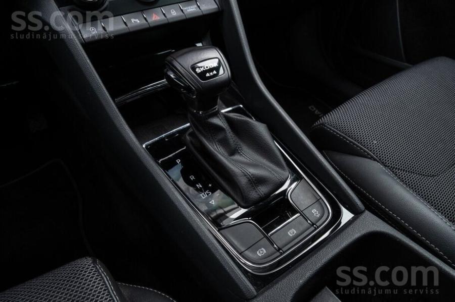 Pelēks Skoda Kodiaq 2024 Rīga, ar dzinēja tilpumu 2.00 L un nobraukumu 147 tūkst. km par 28950 €, foto 17 vietnē AUTOMOTO.COM.LV