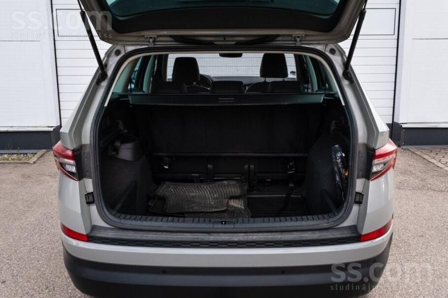 Pelēks Skoda Kodiaq 2024 Rīga, ar dzinēja tilpumu 2.00 L un nobraukumu 147 tūkst. km par 28950 €, foto 18 vietnē AUTOMOTO.COM.LV