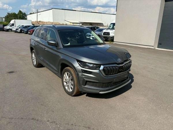 Pelēks Skoda Kodiaq 2024 Kauņa, ar dzinēja tilpumu 2.00 L un nobraukumu 45 tūkst. km par 19900 €, foto 4 vietnē AUTOMOTO.COM.LV
