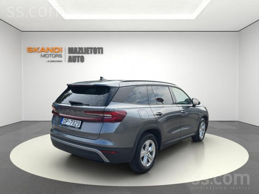 Pelēks Skoda Kodiaq 2024 Rīga, ar dzinēja tilpumu 1.50 L un nobraukumu 47 tūkst. km par 33490 €, foto 7 vietnē AUTOMOTO.COM.LV