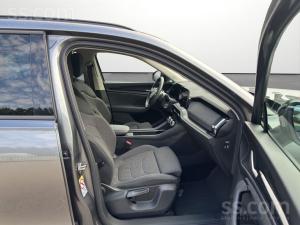 Pelēks Skoda Kodiaq 2024 Rīga, ar dzinēja tilpumu 1.50 L un nobraukumu 47 tūkst. km par 33490 €, foto 15 vietnē AUTOMOTO.COM.LV