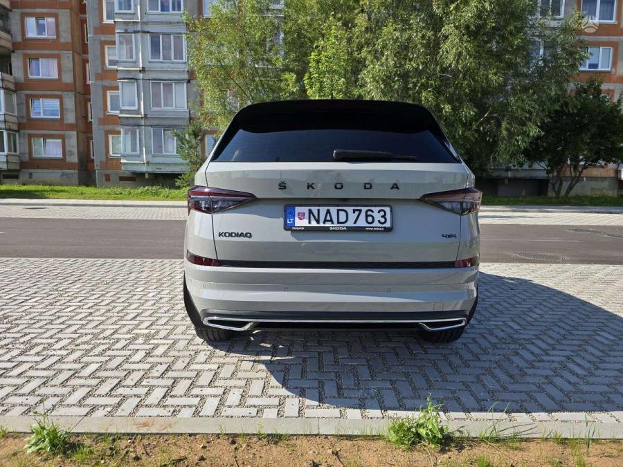Pelēks Skoda Kodiaq 2024 Klaipėda, ar dzinēja tilpumu 1.97 L un nobraukumu 40 tūkst. km par 35000 €, foto 5 vietnē AUTOMOTO.COM.LV
