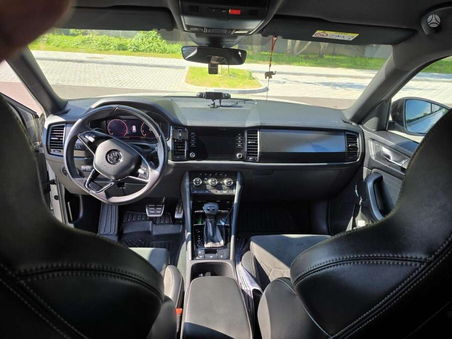 Pelēks Skoda Kodiaq 2024 Klaipėda, ar dzinēja tilpumu 1.97 L un nobraukumu 40 tūkst. km par 35000 €, foto 9 vietnē AUTOMOTO.COM.LV