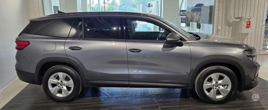 Pelēks Skoda Kodiaq 2024 Šauļi, ar dzinēja tilpumu 1.50 L un nobraukumu 35 tūkst. km par 36900 €, foto 7 vietnē AUTOMOTO.COM.LV