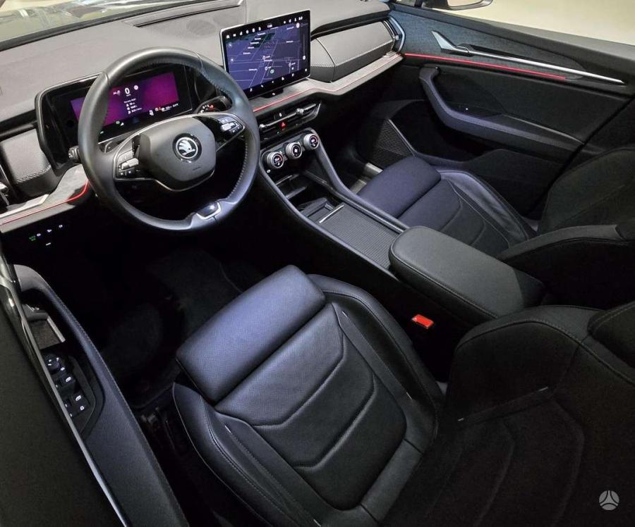 Pelēks Skoda Kodiaq 2024 Šauļi, ar dzinēja tilpumu 1.50 L un nobraukumu 35 tūkst. km par 36900 €, foto 36 vietnē AUTOMOTO.COM.LV