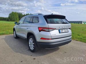Серый Шкода Kodiaq 2024 в Рига, объемом двигателя 2.00 л и пробегом 61 тыс. км за 38500 €, фото 5 на AUTOMOTO.COM.LV