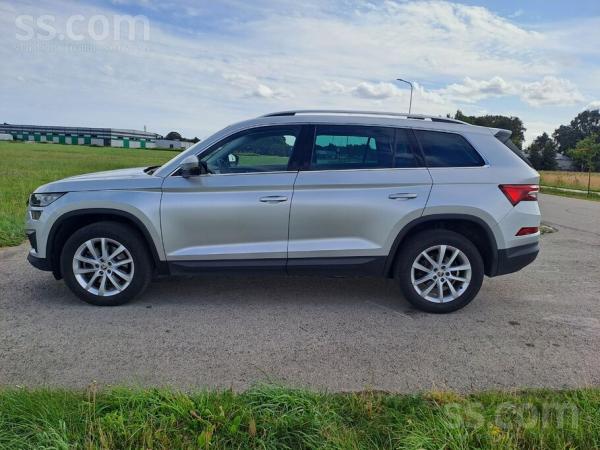 Серый Шкода Kodiaq 2024 в Рига, объемом двигателя 2.00 л и пробегом 61 тыс. км за 38500 €, фото 5 на AUTOMOTO.COM.LV