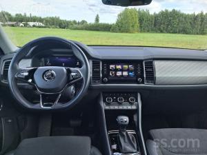 Серый Шкода Kodiaq 2024 в Рига, объемом двигателя 2.00 л и пробегом 61 тыс. км за 38500 €, фото 7 на AUTOMOTO.COM.LV