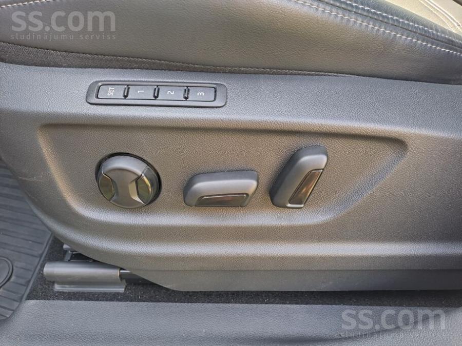 Серый Шкода Kodiaq 2024 в Рига, объемом двигателя 2.00 л и пробегом 61 тыс. км за 38500 €, фото 16 на AUTOMOTO.COM.LV