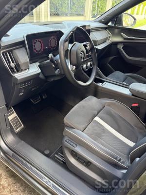 Grey Skoda Kodiaq 2024 in Riga, with an engine capacity of 2.00 L and mileage of 48 thousand km for 38900 €, photo 7 on AUTOMOTO.COM.LV
