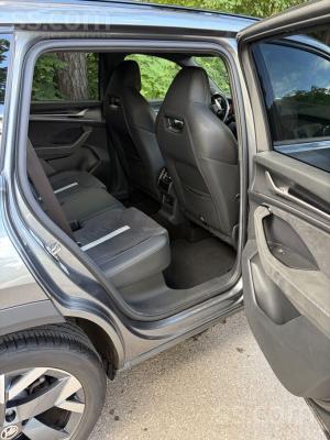 Grey Skoda Kodiaq 2024 in Riga, with an engine capacity of 2.00 L and mileage of 48 thousand km for 38900 €, photo 8 on AUTOMOTO.COM.LV