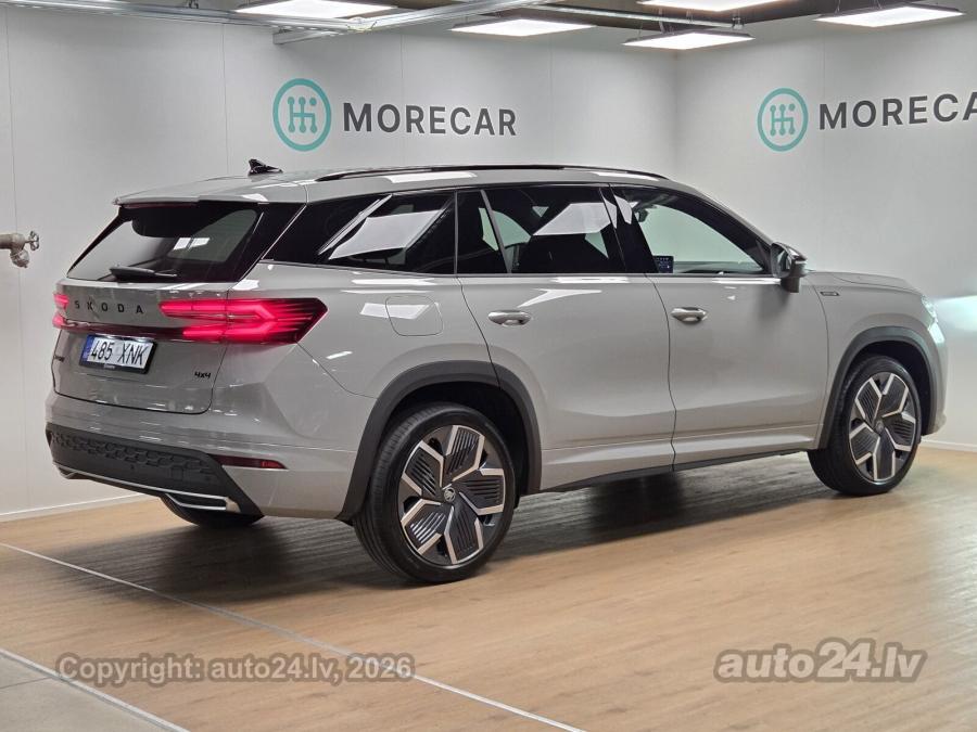 Серый Шкода Kodiaq 2024 в Таллин, объемом двигателя 2.00 л и пробегом 28 тыс. км за 46900 €, фото 5 на AUTOMOTO.COM.LV
