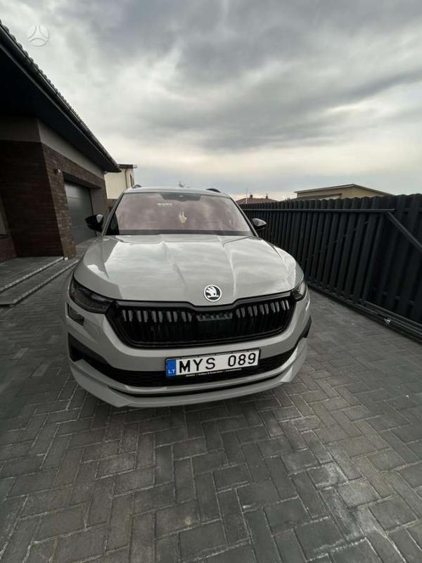 Grey Skoda Kodiaq 2024 in Panevezys, with an engine capacity of 1.97 L and mileage of 75 thousand km for 35900 €, photo 3 on AUTOMOTO.COM.LV