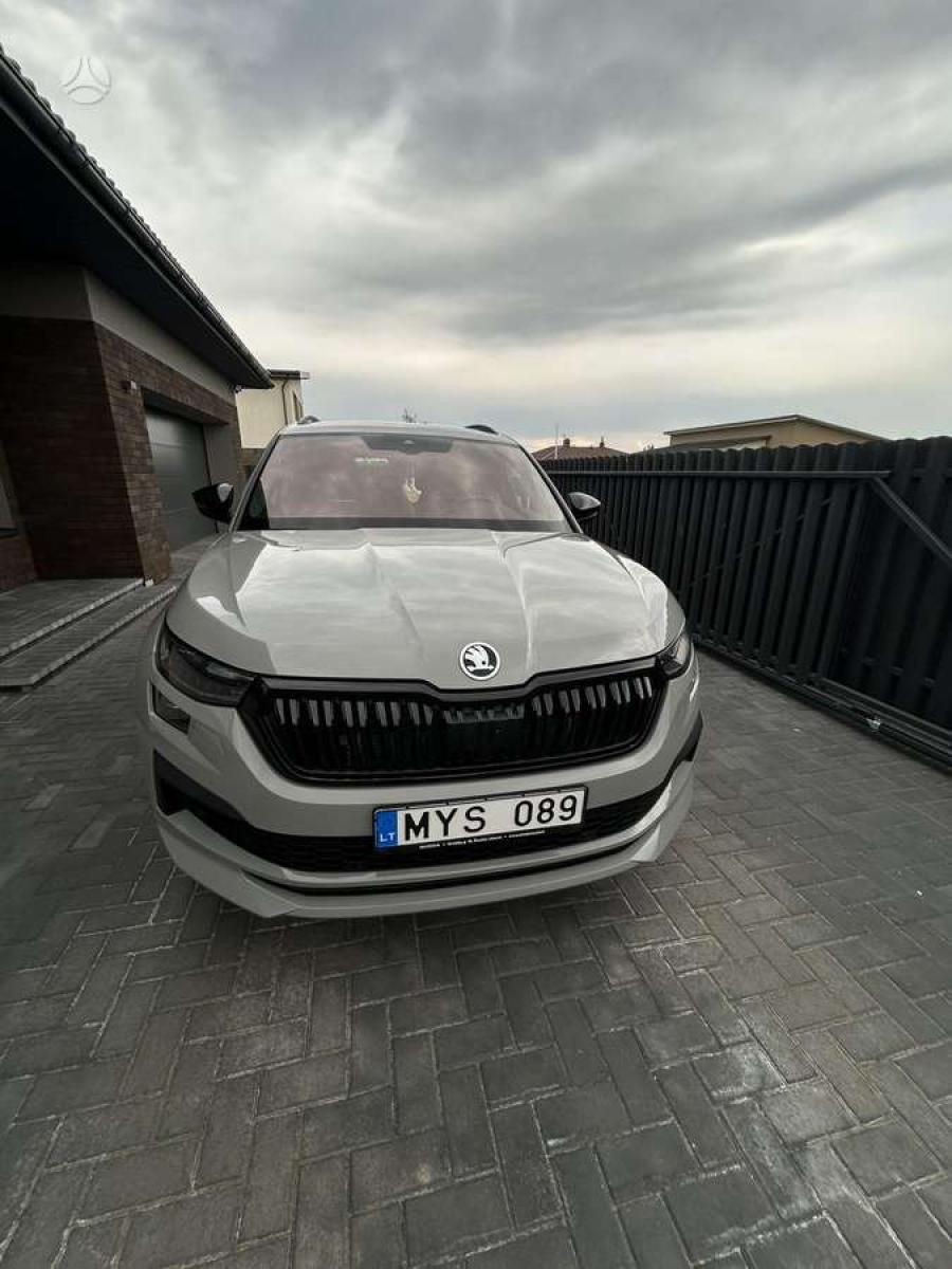 Grey Skoda Kodiaq 2024 in Panevezys, with an engine capacity of 1.97 L and mileage of 75 thousand km for 35900 €, photo 3 on AUTOMOTO.COM.LV