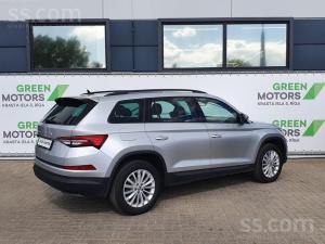 Grey Skoda Kodiaq 2024 in Riga, with an engine capacity of 1.50 L and mileage of 54 thousand km for 28500 €, photo 7 on AUTOMOTO.COM.LV