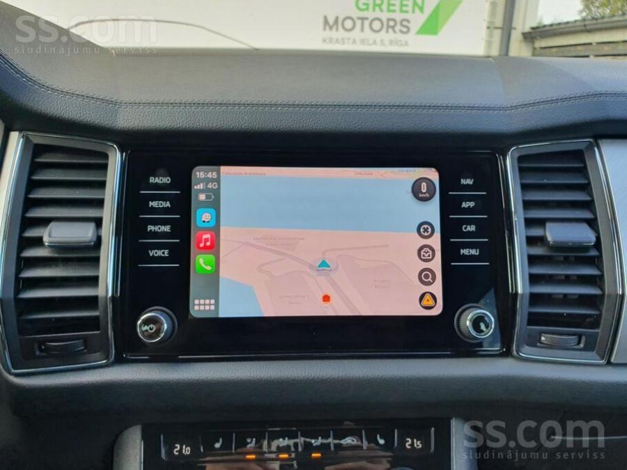 Pelēks Skoda Kodiaq 2024 Rīga, ar dzinēja tilpumu 1.50 L un nobraukumu 54 tūkst. km par 26900 €, foto 22 vietnē AUTOMOTO.COM.LV